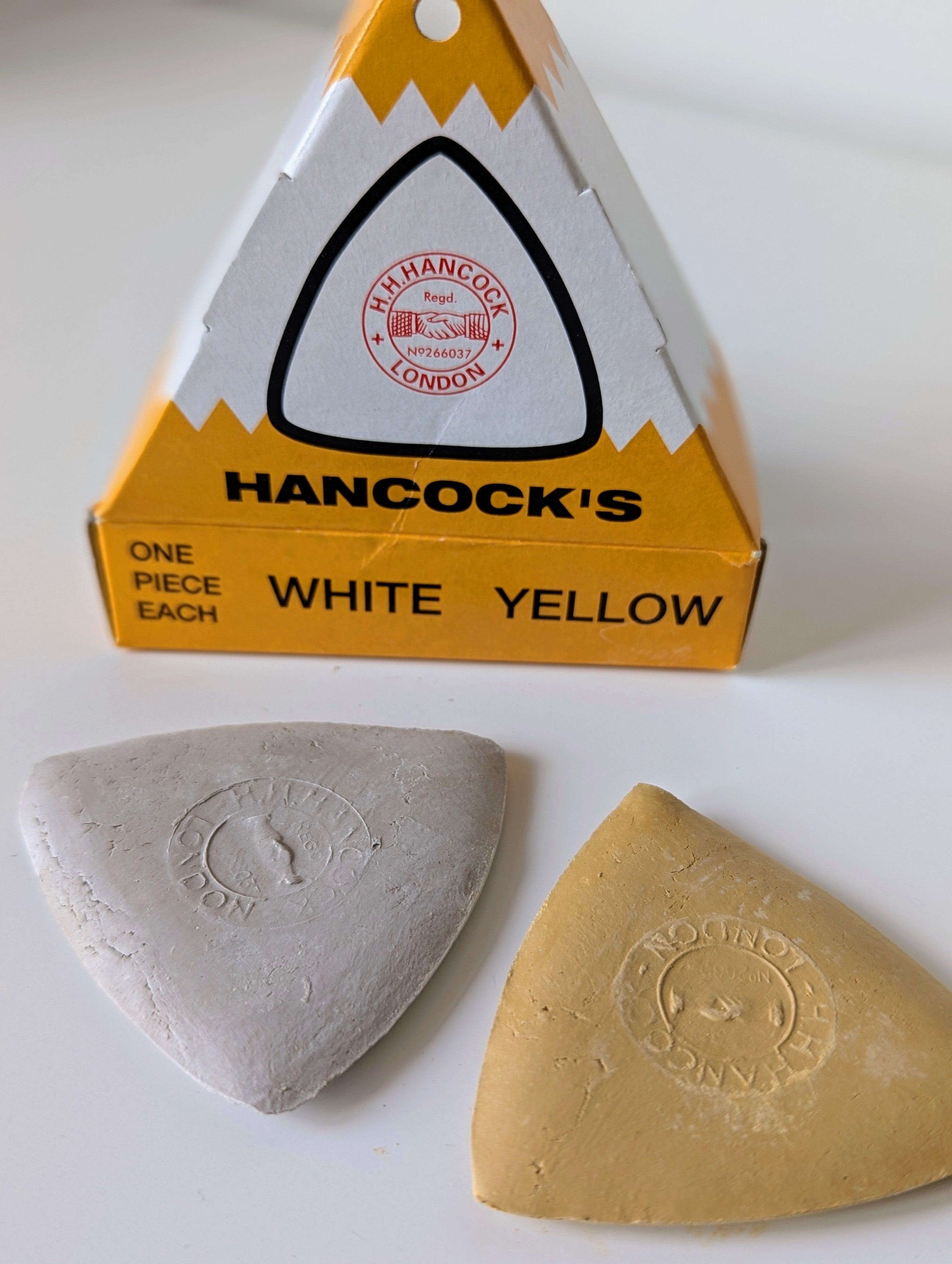 Hancock's - Garment Marking Chalk - 2 Pack Triangular – Sewing Gem UK